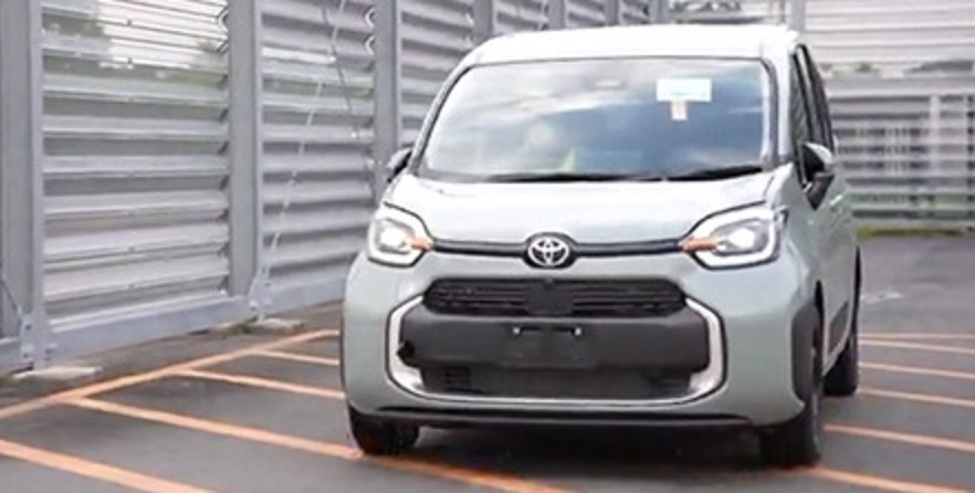 業務紹介 | トヨタ自動車東日本 RECRUITEMENT